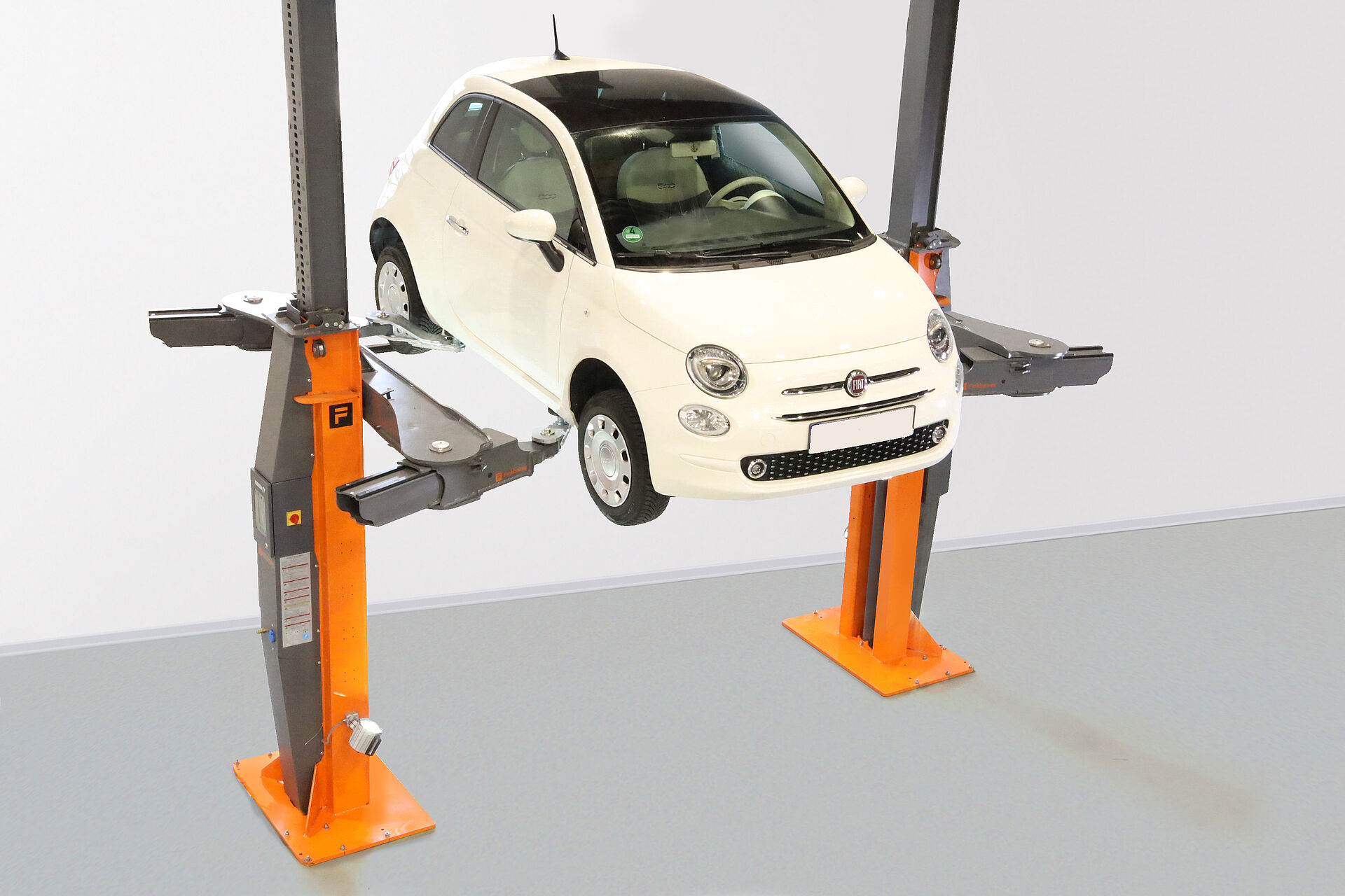 TPL7500 | Stationary 2-post lift for light commercial vehicles | Walter ...
